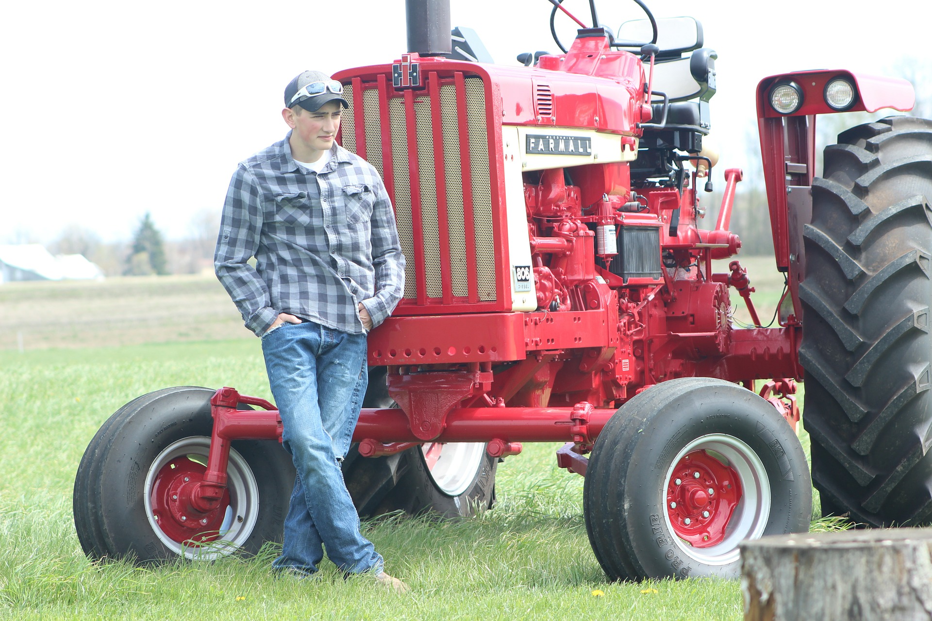 Tropes 001 – Why is it Always a Farm Boy – steelstashwriting